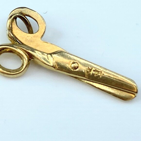 Jewelry | 195s Vintage Movable Scissors Charm In 14 Karat Gold 78 12g ...